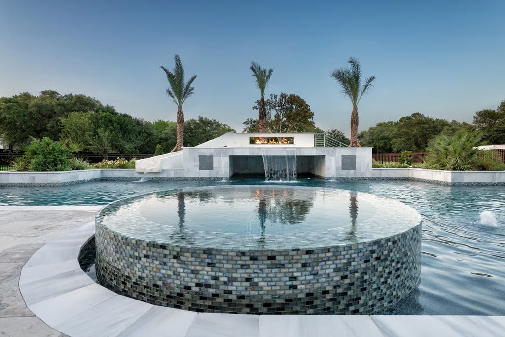 Unlocking Your Backyard Paradise: The Avree Custom Pools Experience ...